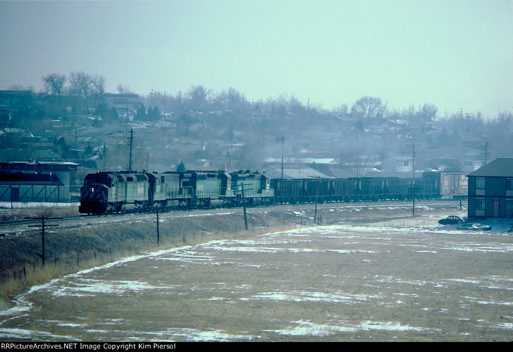 BN 6640 (F45) BN 5749 6922 C&S 830 C&S Train 141